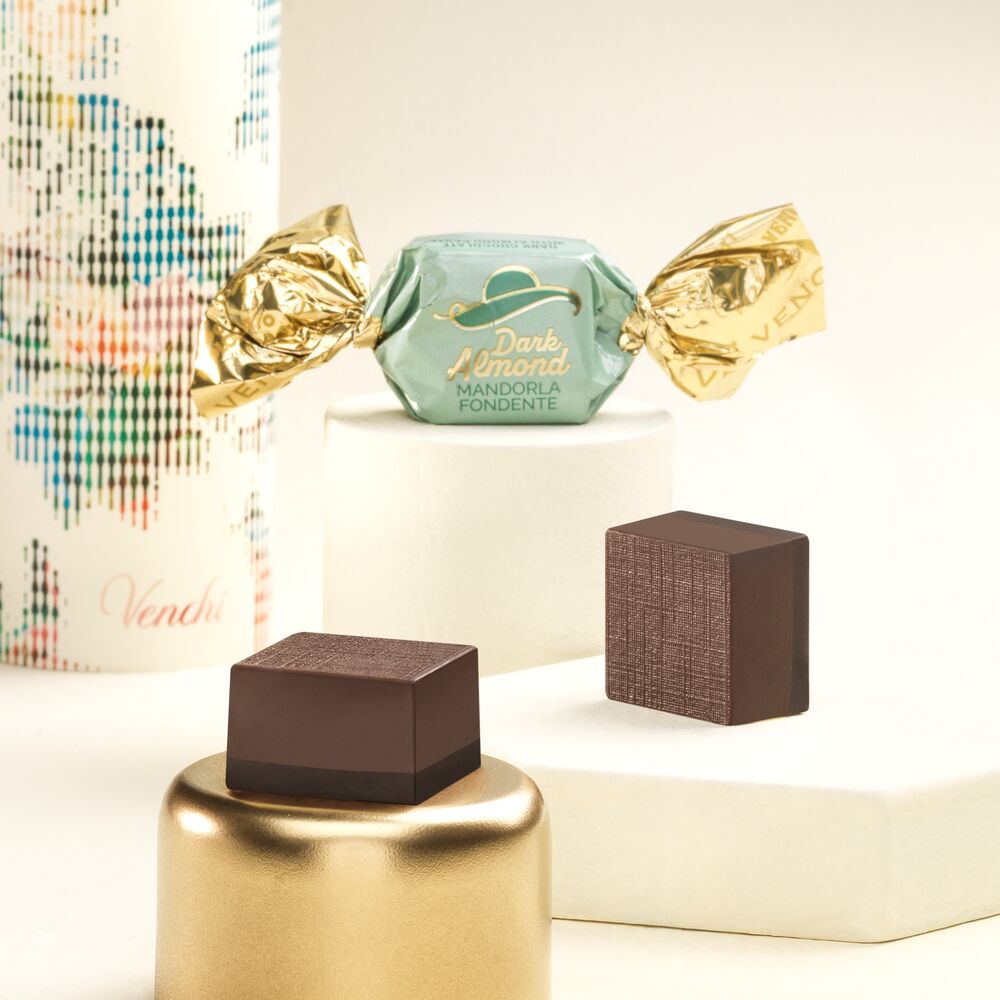 杏仁黑巧克力骰 100g - Venchi Taiwan